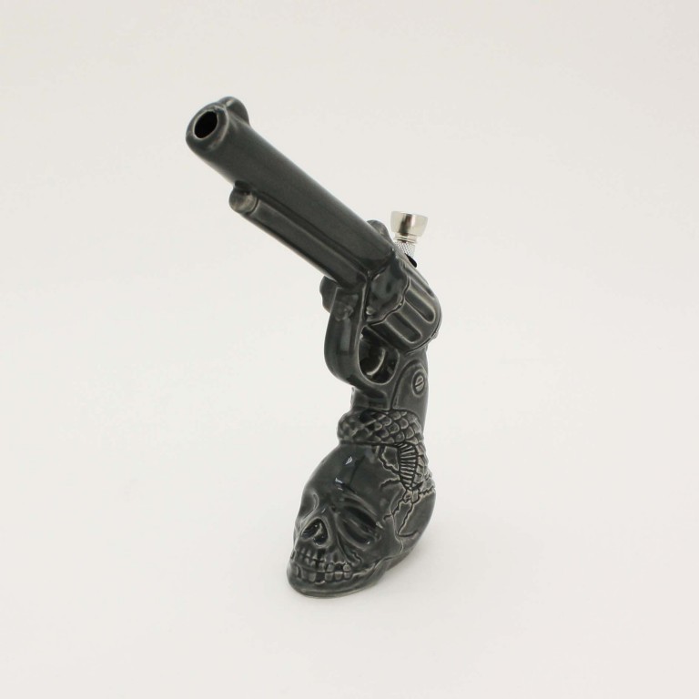 Ceramic Water Pipe - Revolver with Skull Base - IAI Corporation ...
